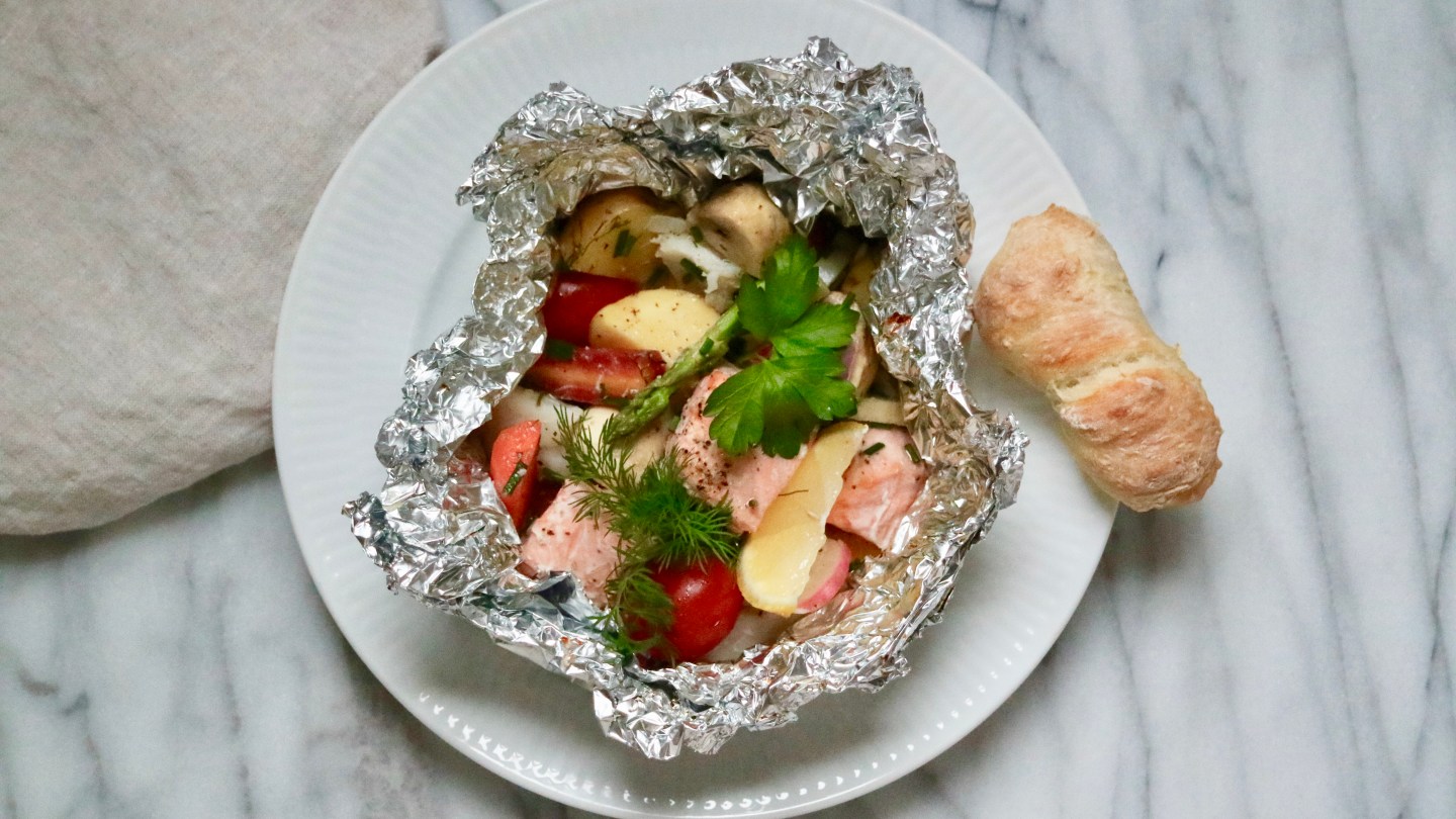 Grilled fish in foil packets – Scandinavian Simple Eating