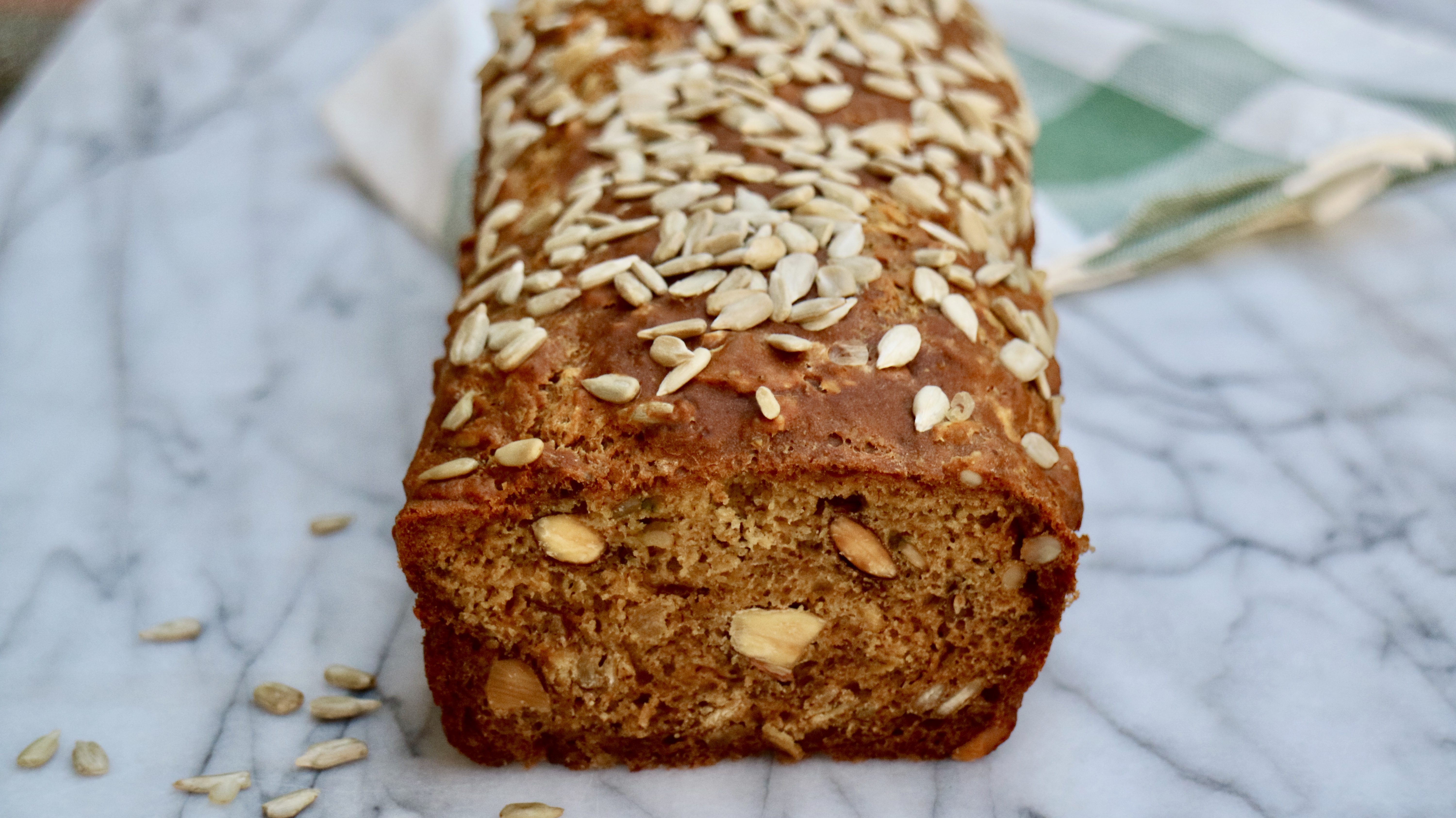 Quick morning bread (without yeast) – Scandinavian Simple Eating