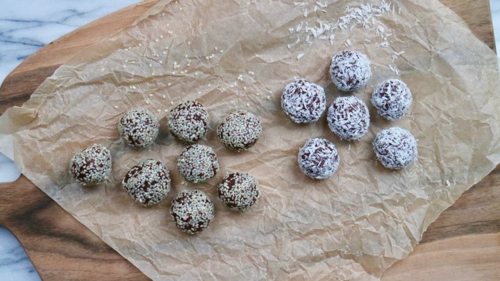 Raw balls (perfect healthy snack) – Scandinavian Simple Eating